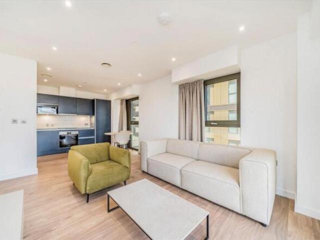 1 bedroom flat for rent in Victoria Road, North Acton, W3