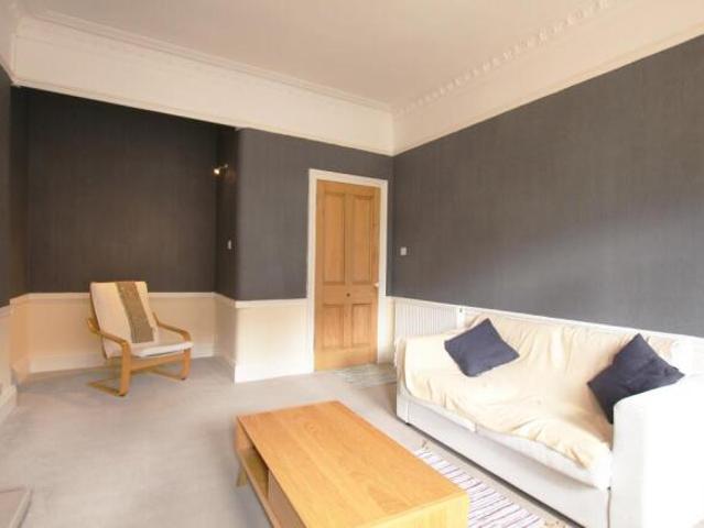 1 bedroom flat for rent in Victoria Road, Govanhill, Glasgow, G42