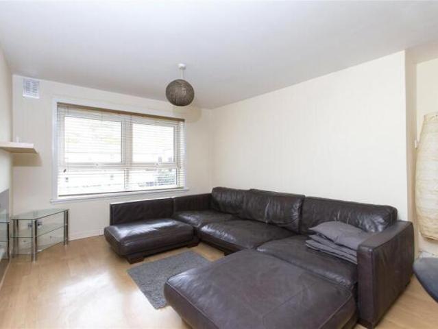 1 bedroom flat for rent in Viewcraig Gardens, Edinburgh, EH8