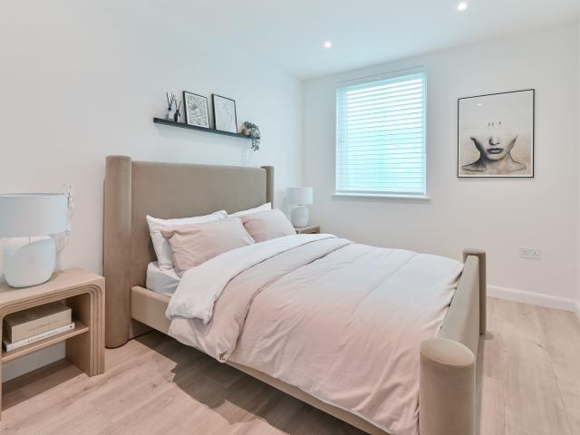 1 Bedroom Flat for Rent in Wandle Place | Foxtons
