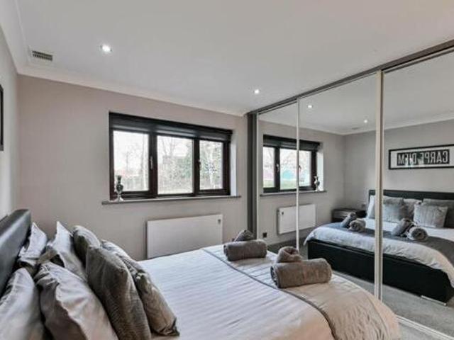 1 Bedroom Flat For Rent In Walthamstow, London
