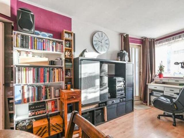 1 Bedroom Flat For Rent In Walworth, London