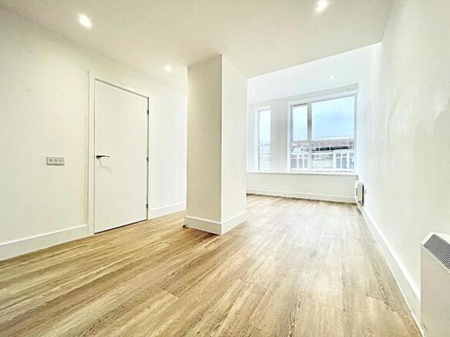 1 bedroom flat for rent in *walking distance to the train station* dane street bedford mk40