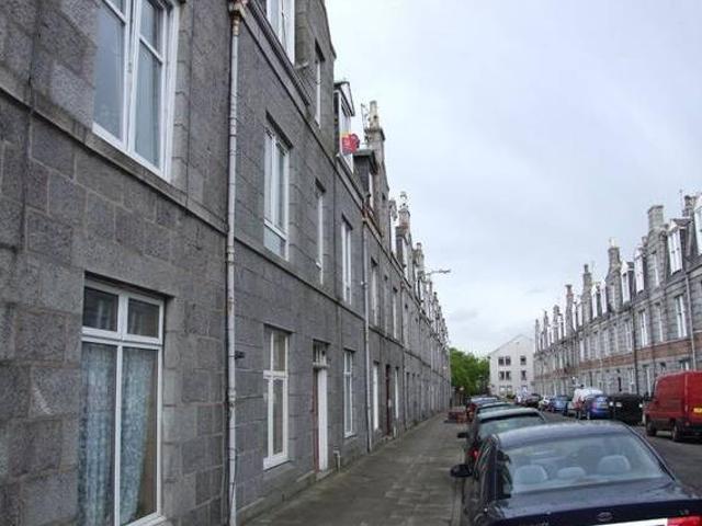 1 bedroom flat for rent in Wallfield Place Rosemount Aberdeen AB25