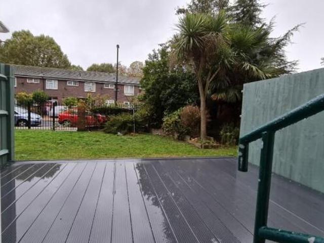 1 bedroom flat for rent in Wallwood Street, London, E14