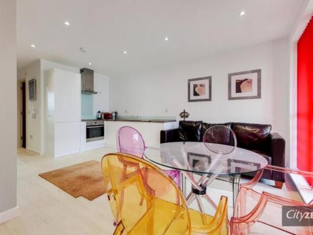 1 bedroom flat for rent in Warton Road, Stratford, London, E15