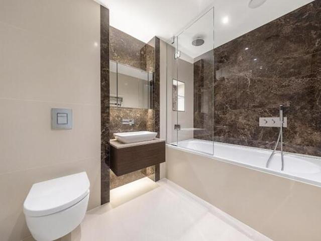 1 bedroom flat for rent in Warwick Lane, Kensington, W14