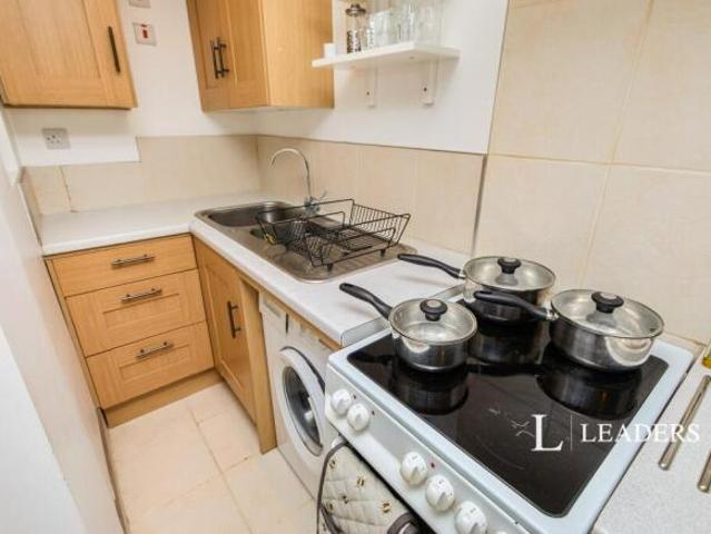 1 bedroom flat for rent in Watcombe Circus, NG5