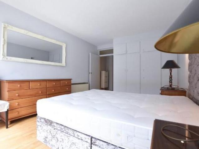 1 bedroom flat for rent in Waterford House, Kensington Park Road, London W11