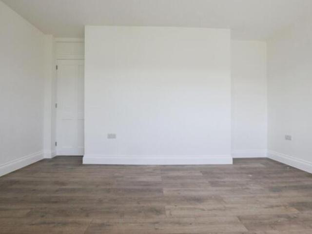 1 bedroom flat for rent in Watford Road, London, E16