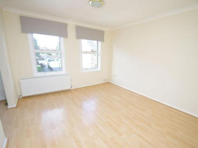 1 bedroom flat for rent in Watford, WD18