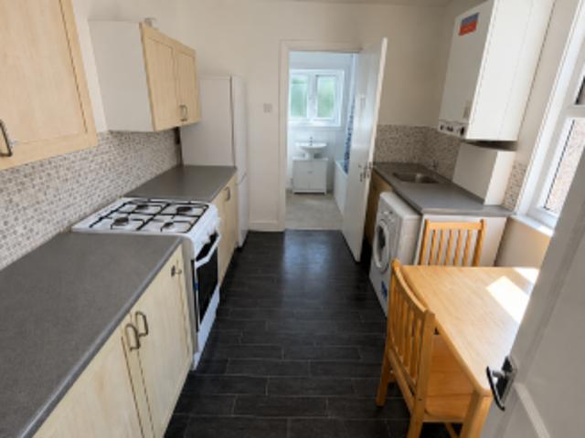 1 bedroom flat for rent in Waverley Road, Walthamstow, London, E17