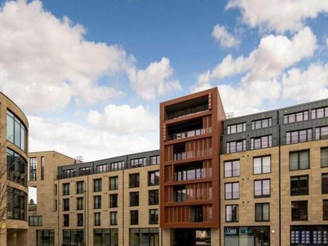 1 Bedroom Flat For Rent In Waverley Square