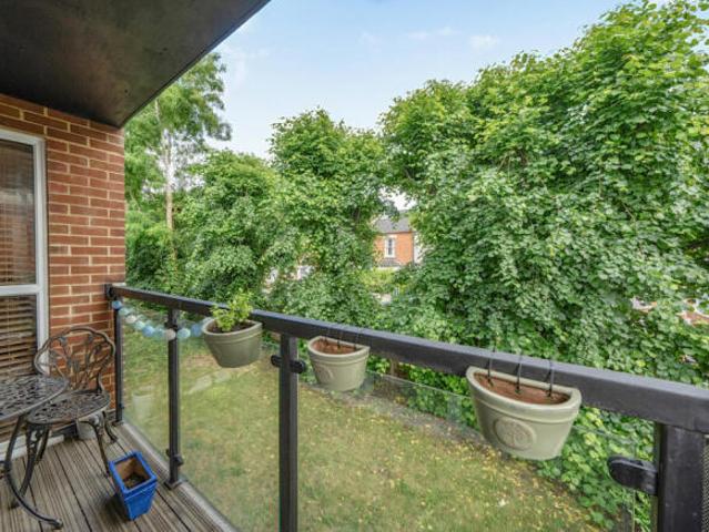 1 bedroom flat for rent in Waynflete Street, London, SW18