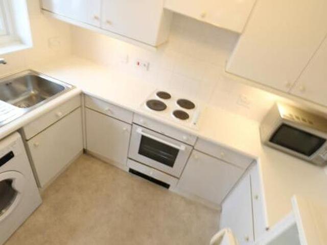 1 Bedroom Flat For Rent In Wenlock Gardens