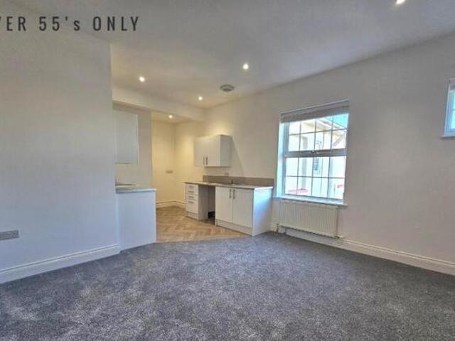 1 Bedroom Flat For Rent In Weeley
