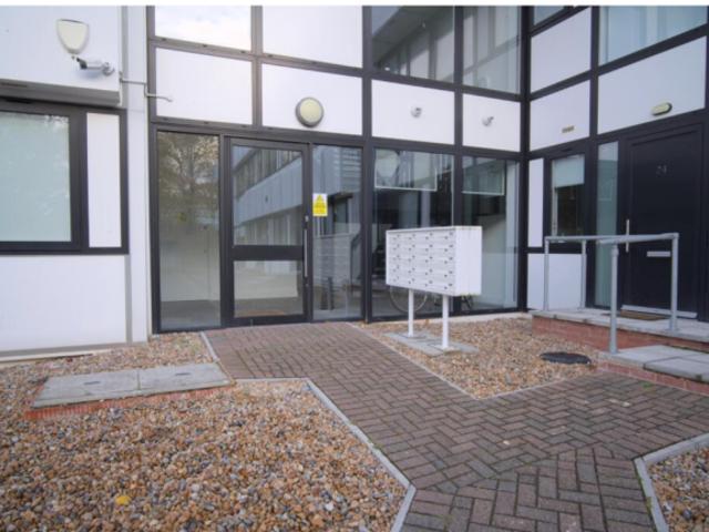 1 bedroom flat for rent in Welton Road, Swindon, Wiltshire, SN5