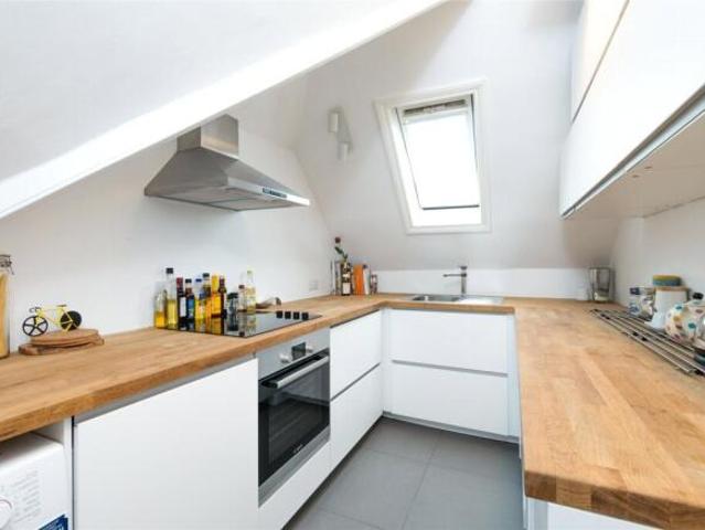 1 bedroom flat for rent in Wellesley Road, Chiswick, W4