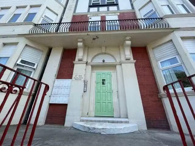 1 bedroom flat for rent in Wellington Road, New Brighton, Wirr.