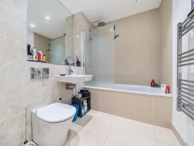 1 bedroom flat for rent in Wellington Street Woolwich SE18