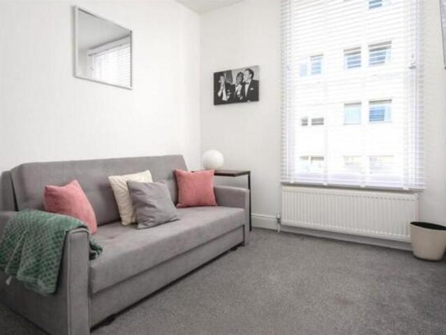 1 bedroom flat for rent in Wellington Street, Cheltenham, GL50