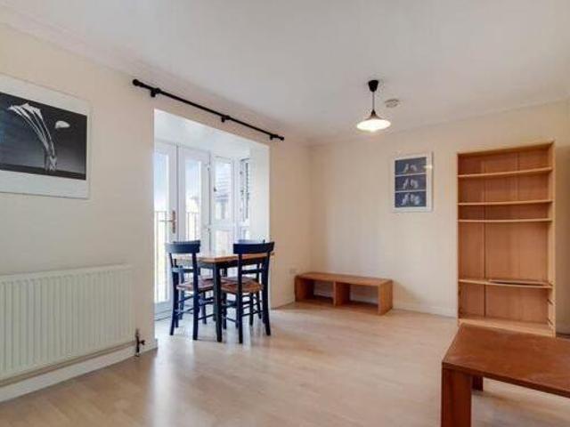 1 Bedroom Flat For Rent In Wellington Way