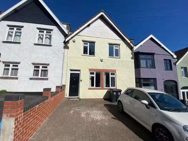 1 bedroom flat for rent in Wells Road, Bristol, BS14