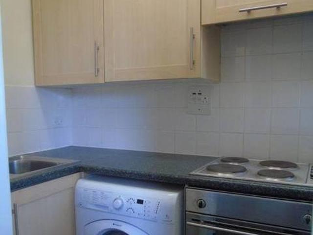 1 bedroom flat for rent in Wells Road Central F8 P1264 BA2