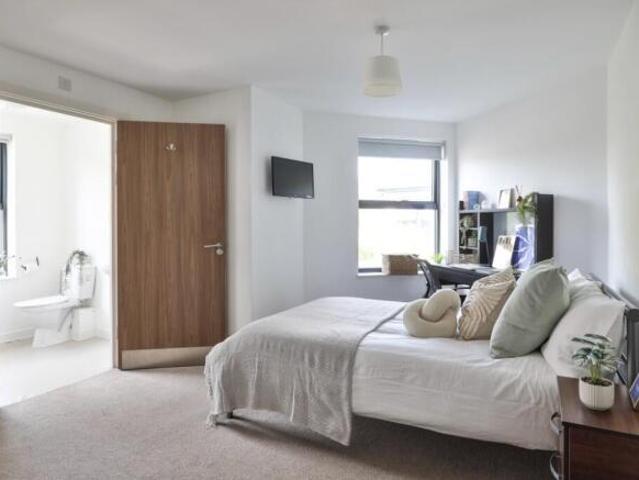 1 bedroom flat for rent in Wellsway, Bath, BA2