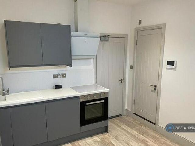 1 Bedroom Flat For Rent In West Bridgford, Nottingham