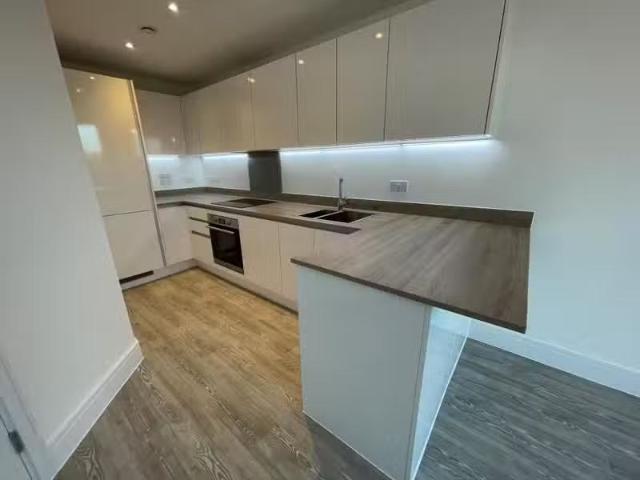 1 bedroom flat for rent in West Cliff Road, BOURNEMOUTH, BH2