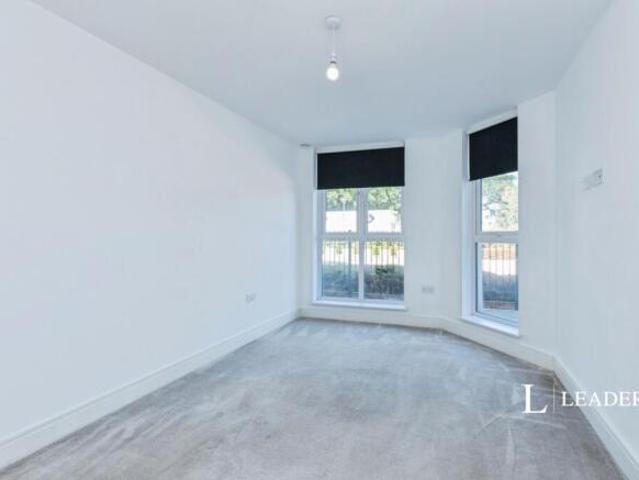 1 bedroom flat for rent in West Cliff Road, Bournemouth, Dorset, BH2