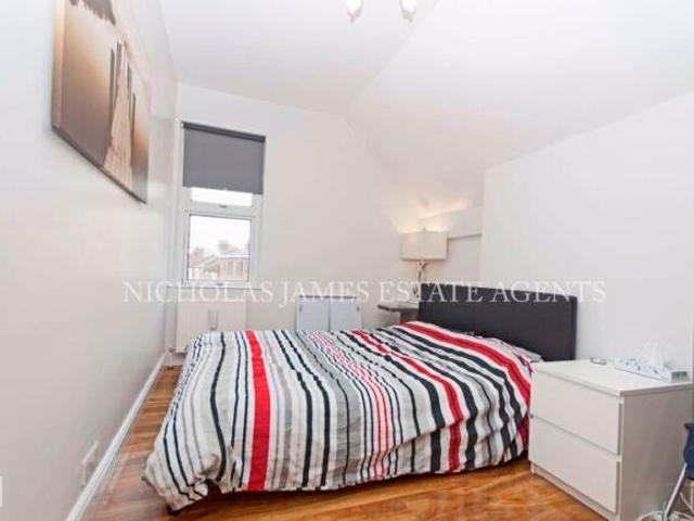 1 bedroom flat for rent in West Green Road, London N15
