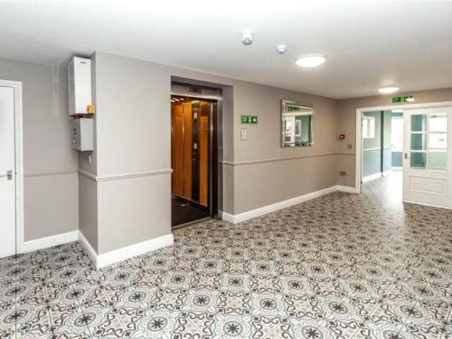 1 bedroom flat for rent in West Hall, Beningfield Drive, Napsbury Park, AL2