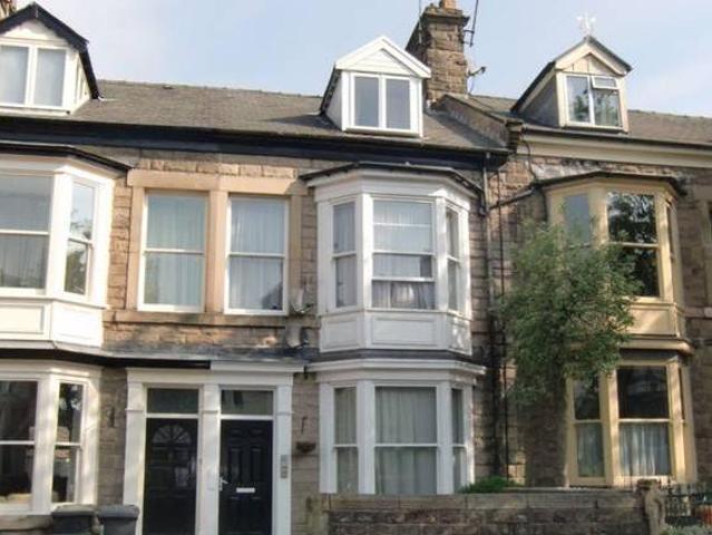 1 bedroom flat for rent in West Road Buxton SK17