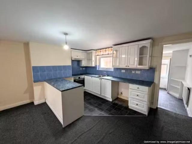 1 bedroom flat for rent in West St, CW1