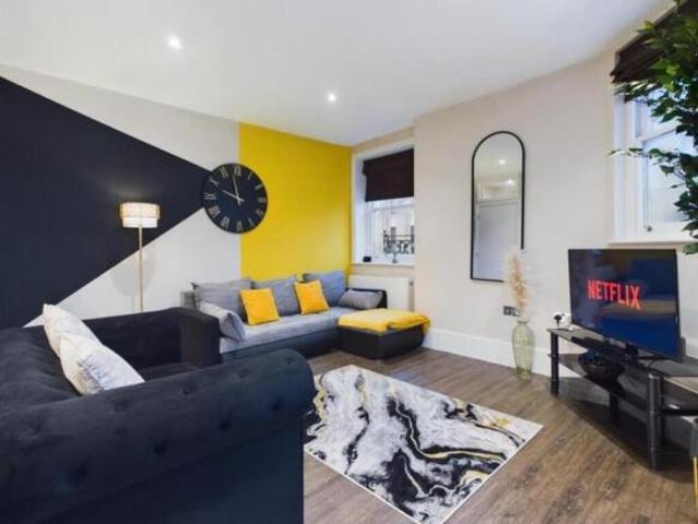 1 bedroom flat for rent in West Street, Brighton, BN1