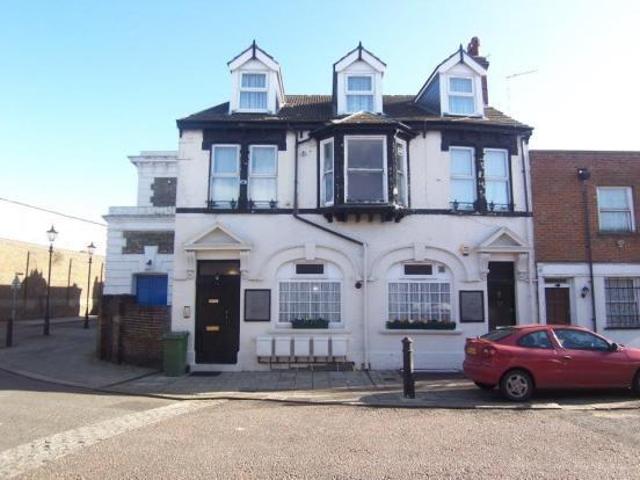 1 bedroom flat for rent in West Street, Sheerness, ME12