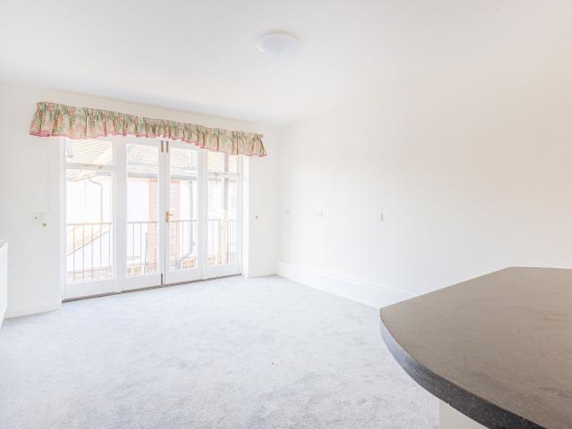 1 Bedroom Flat for Rent in Westcombe Park Road | Foxtons
