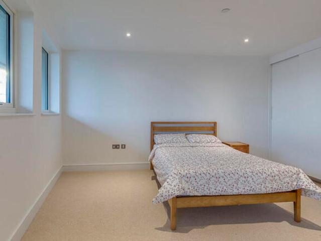 1 bedroom flat for rent in Western Gateway, Royal Victoria, E16