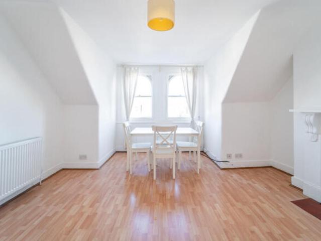 1 bedroom flat for rent in Weston Park, Crouch End, London, N8