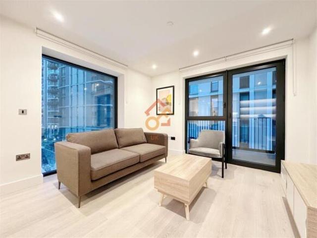 1 bedroom flat for rent in Westmont Apartments, Fountain Park Way, London W12