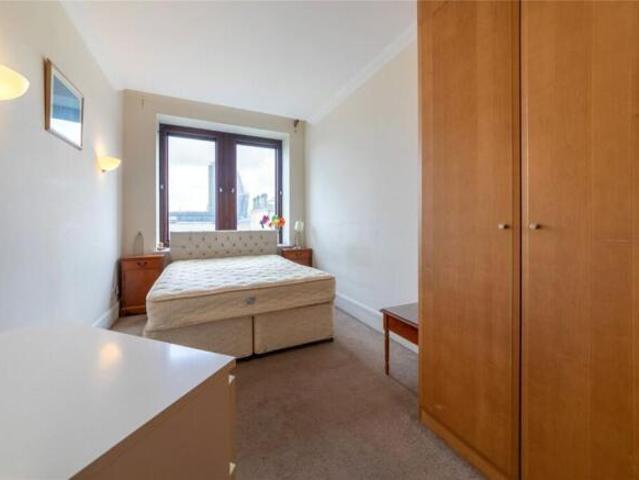 1 bedroom flat for rent in Whitehouse Apartments, Waterloo, SE1
