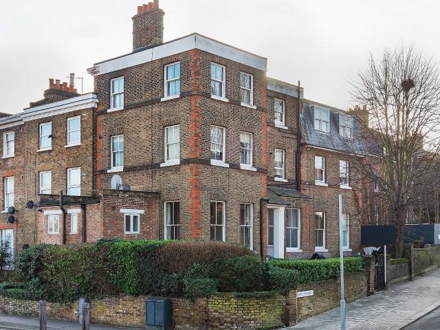 1 Bedroom Flat for Rent in Wimbledon Park Road | Foxtons