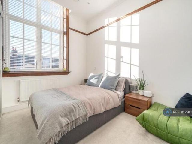 1 bedroom flat for rent in Winchester St, London, W3
