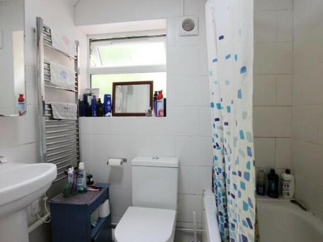 1 bedroom flat for rent in Windlesham Gardens, BN1