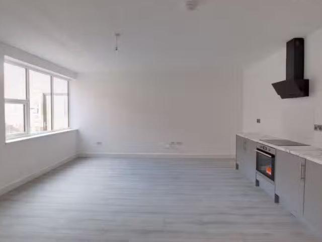 1 bedroom flat for rent in Windsor Road, Trowbridge, BA14
