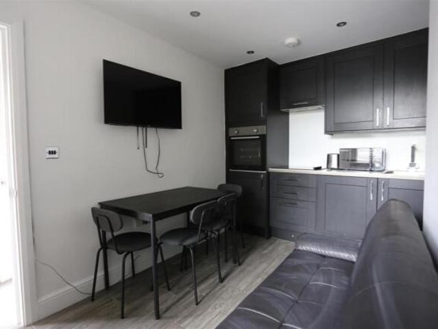 1 bedroom flat for rent in Windsor Street, Brighton, BN1