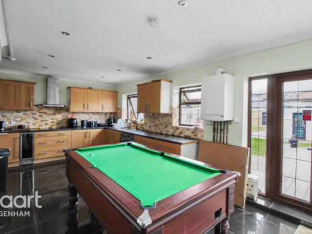1 bedroom house share for rent in Winifred Road, DAGENHAM, RM8