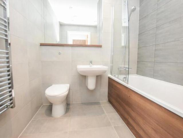 1 bedroom flat for rent in Wilburn Basin, Block A, Ordsall Lane, Salford, M5